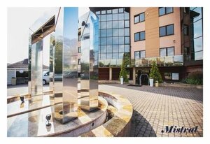 Mistral (Polska, Warszawa, Marki, ulica Słoneczna, 1), otel  Marki'den