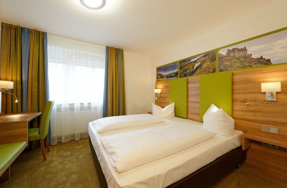 Otel Hotel Gasthof Zur Post, Bavyera, foto
