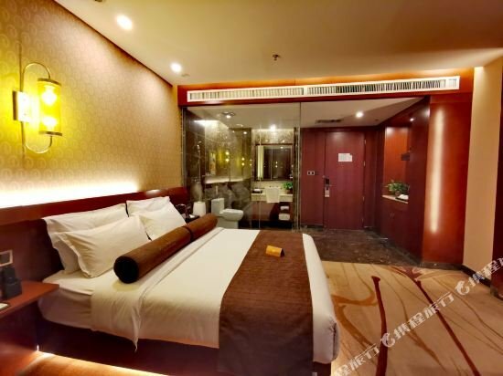 Otel James Joyce Coffetel Golmud Huaxing Plaza Branch, Golmud, foto