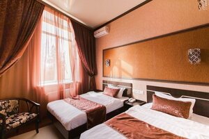 Golden House (Geroya Ryabtseva Street No:1Б, Nizhniy Novgorod), otel  Nijni Novgorod'dan