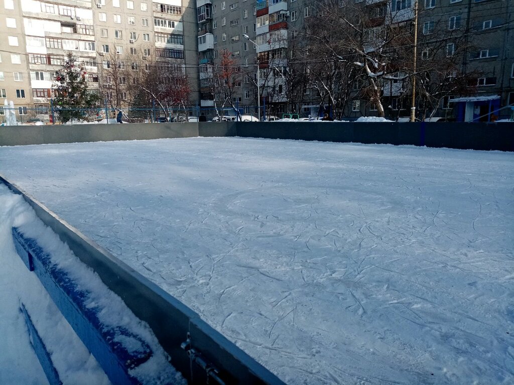 Spor alanı Ice rink, Ufa, foto