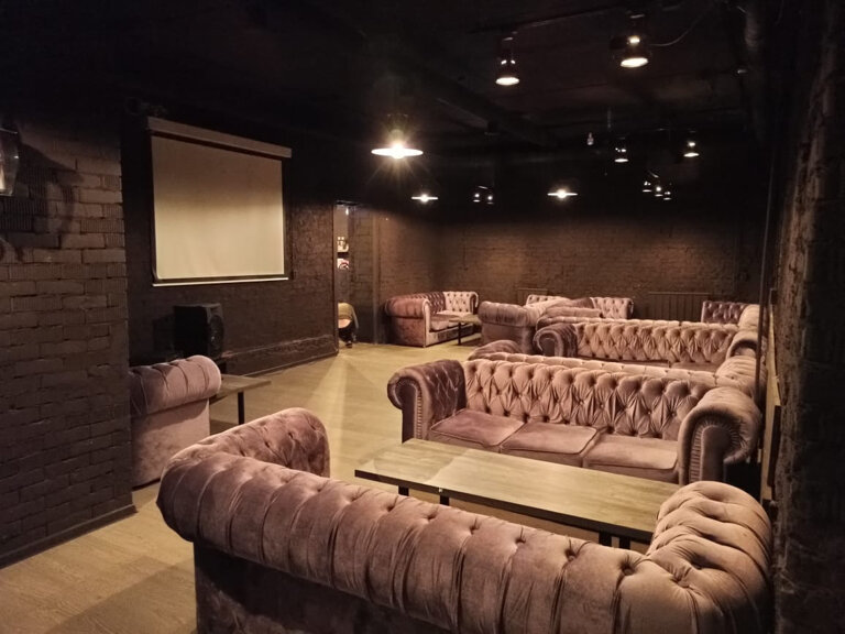 Nargile kafeler Kirpich Lounge, Lobnia, foto