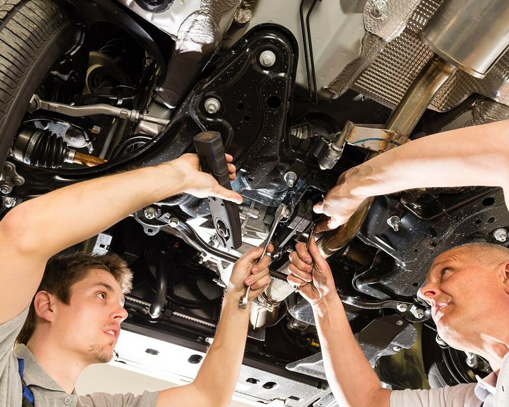 Otomobil servisi Avtoservis. Zakaz avtozapchastey, Tiumen, foto