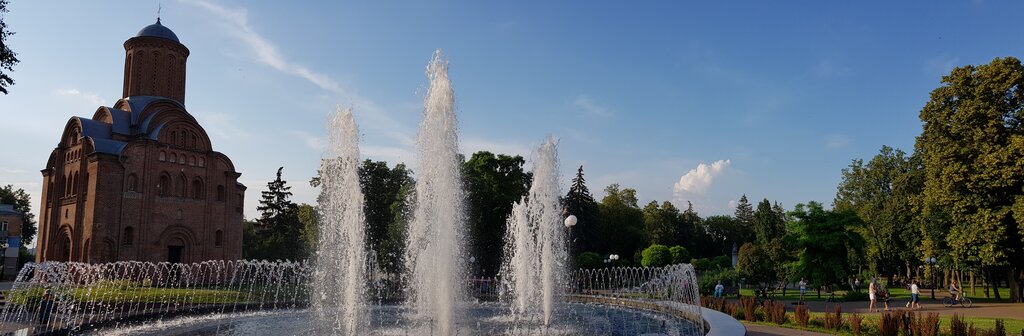 Meydan сквер имени Богдана Хмельницкого, Chernigov, foto