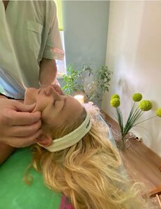 Fly Lady (Marshala Zakharova Street No:10), masaj salonları  Saint‑Petersburg'dan