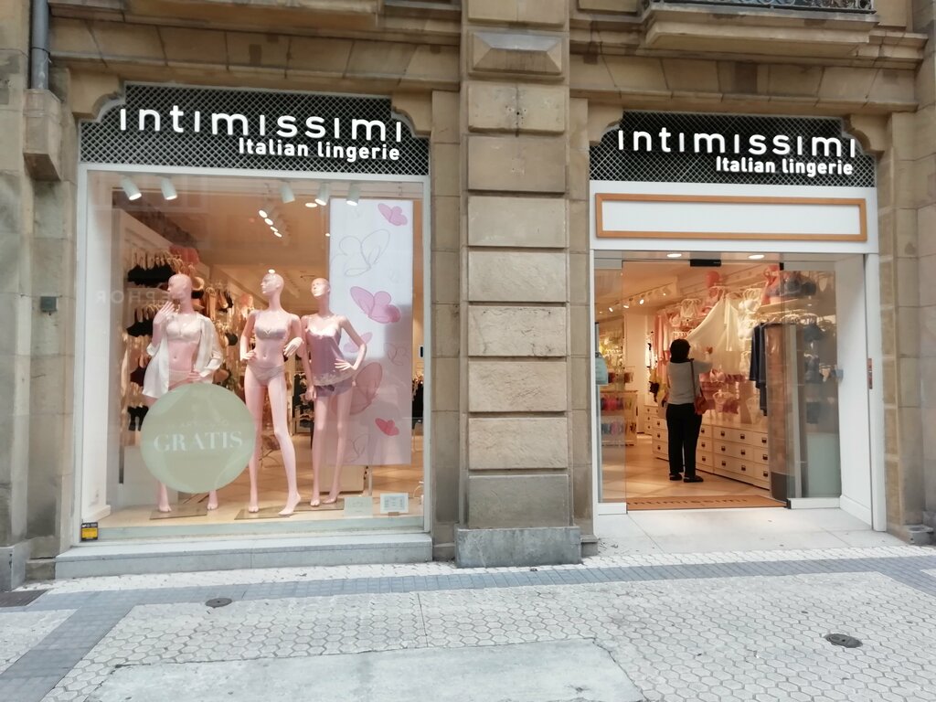 Giyim mağazası Intimissimi, San Sebastian, foto