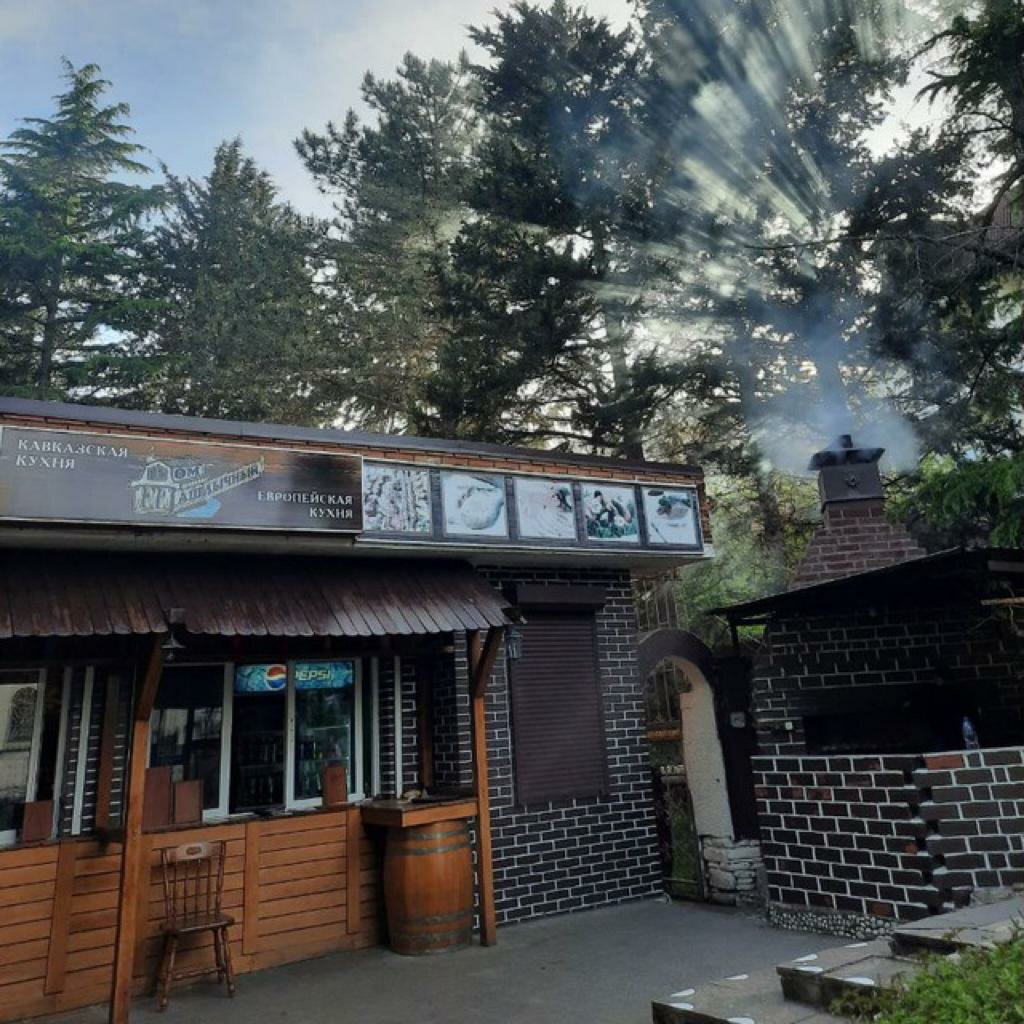 Restoran Shashlichnyi dom, Krasnodarski krayı, foto