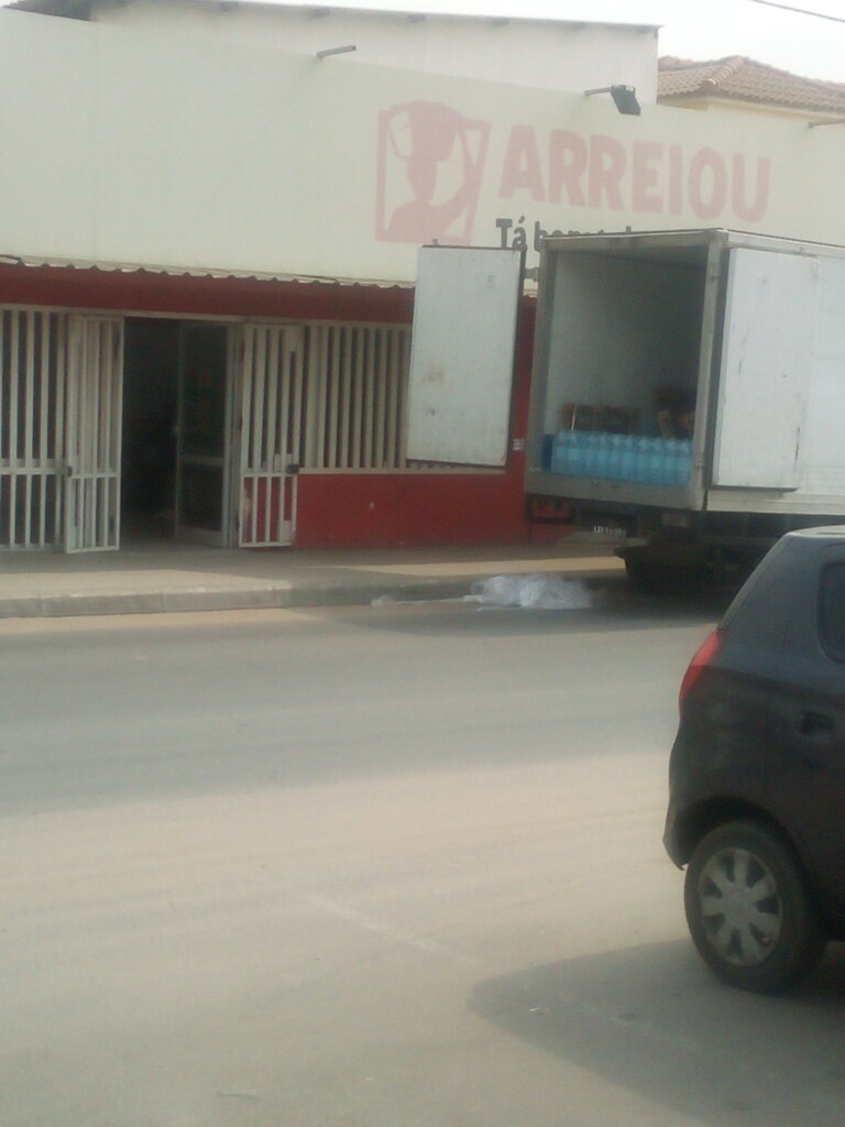 Süpermarket Arreiou Mutilados, Loanda, foto