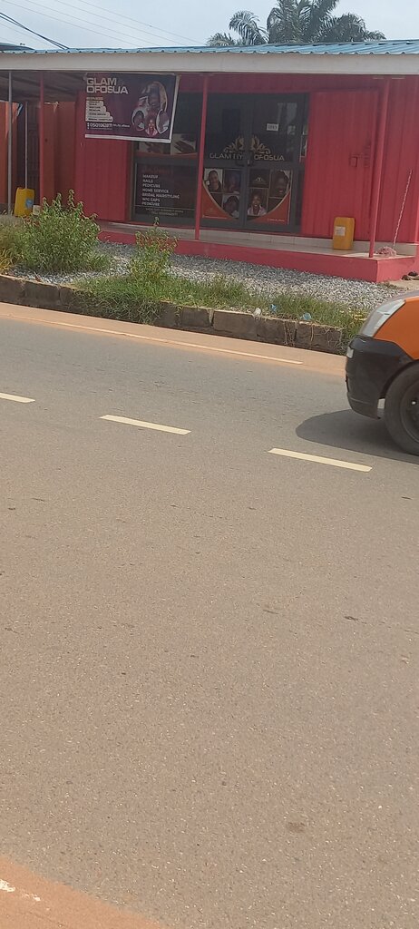 Manikür-pedikür Glam by Ofosua, Dünya, foto