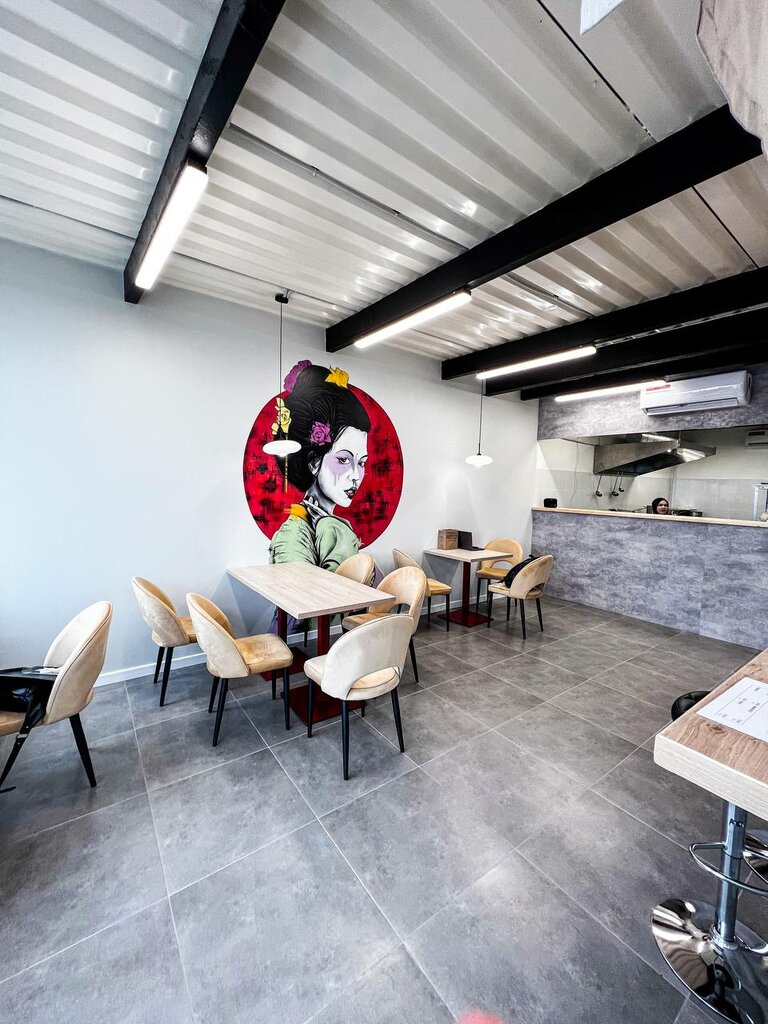Suşi restoranı Vzhuh i Sushi, Vladivostok, foto
