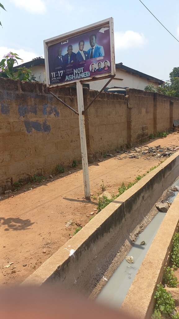 Ortodoks kiliseleri Life Restoration Chapel, Akra, foto