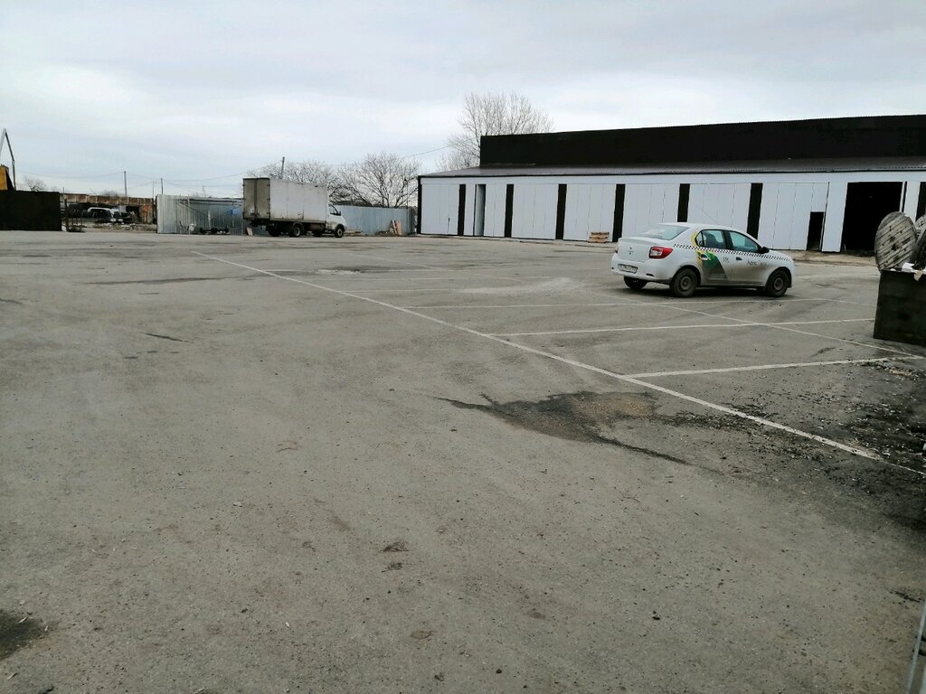 Otoparklar Parking lot, Krasnodar, foto