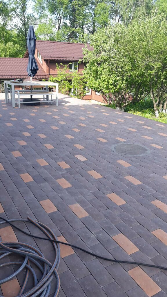 Kaldırım taşları Paving Slab House, Moskova ve Moskovskaya oblastı, foto