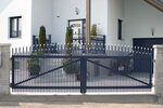 Krix & Partner Handels- u Dienstleistungs Og (Hamerlingstraße No:27, Puchenau), kapılar  Linz'den