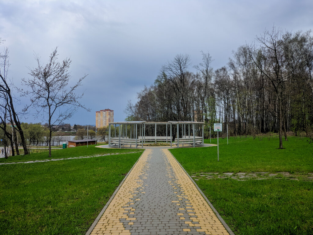 Dekorasyon ve süsleme, onur panosu Пергола, Tula, foto