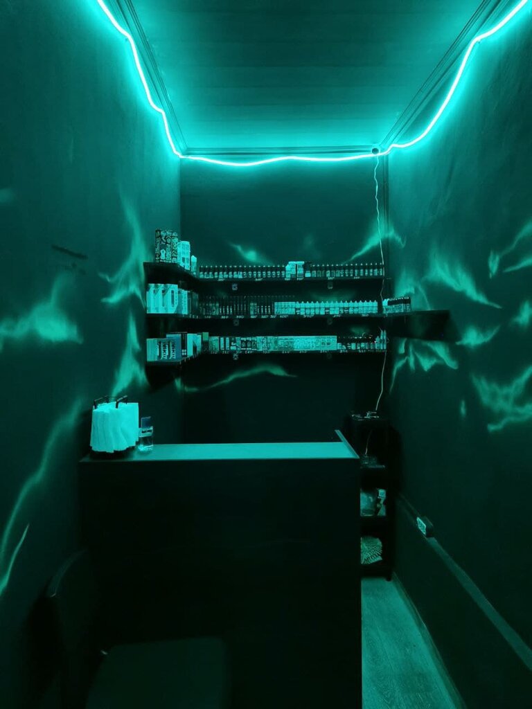 Elektronik sigara satış noktaları Dr. Smoke. Tgn, Taganrog, foto
