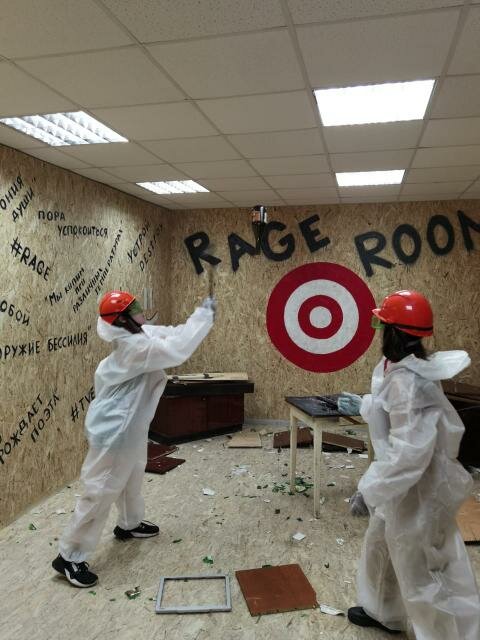 Kaçış oyunları merkezleri Rage room Fury, Tver, foto
