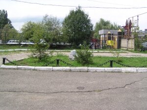 Мемориальная калина (Krasnodar Territory, Apsheronsk, ulitsa Komarova), doğa  Apşeronsk'tan