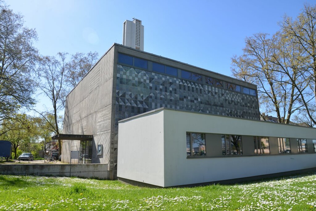 Dini dernekler Evangelische Erlöserkirche Mainz-Kastel - Evangelische Erlösergemeinde Mainz-Kastel, Hesse, foto