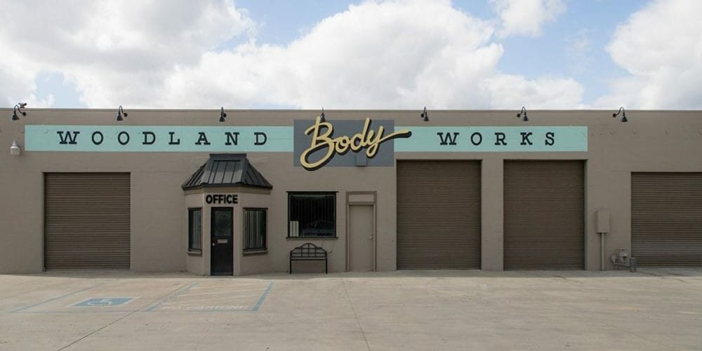 Otomobil camları Woodland Body Works - A Collision Pros Company, Kaliforniya Eyaleti, foto