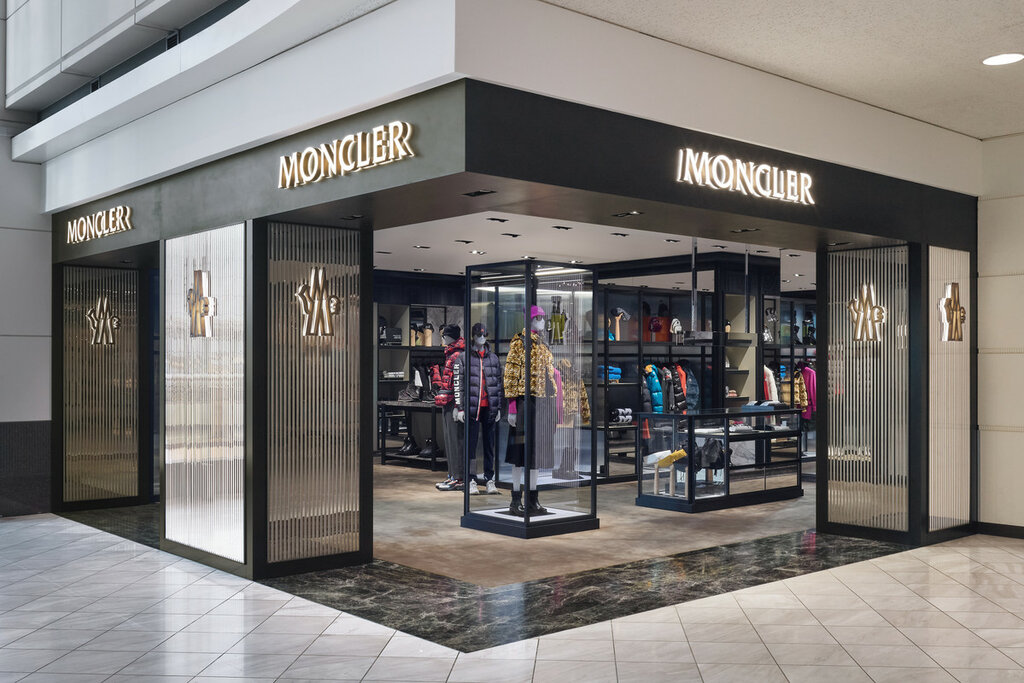 Giyim mağazası Moncler, Tokyo, foto