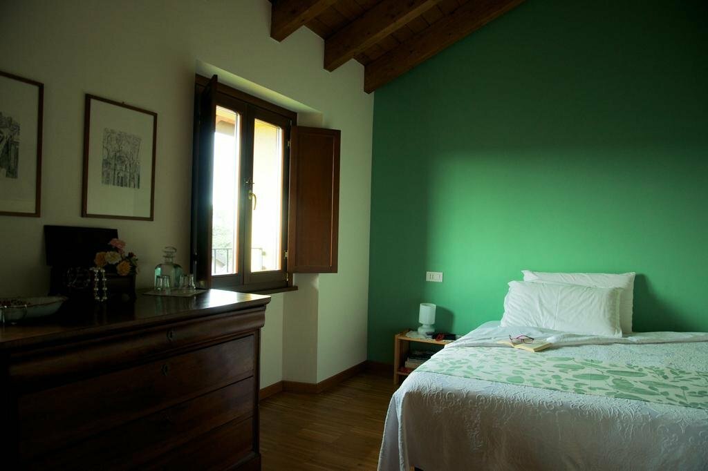 Otel Cascina Delle Mele, Lombardiya, foto