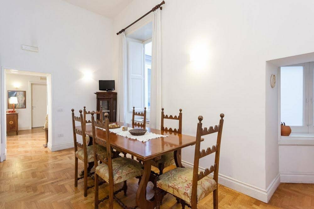 Otel Apartment Cavour i - Bh 4, Napoli, foto