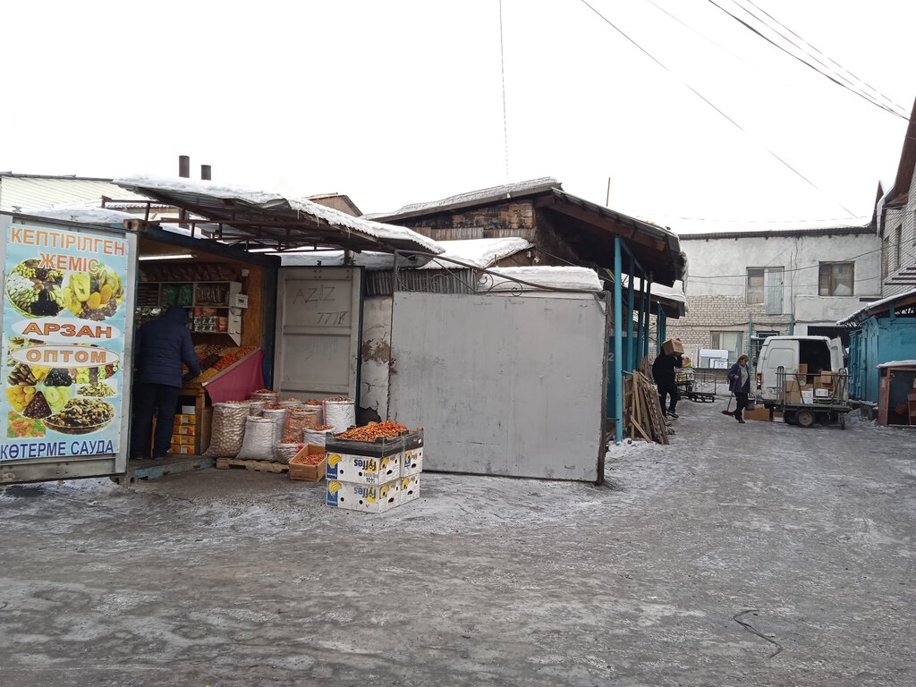 Kuruyemiş, atıştırmalık, kuru meyve Кептiрiлген жемiс, Taldıkorgan, foto