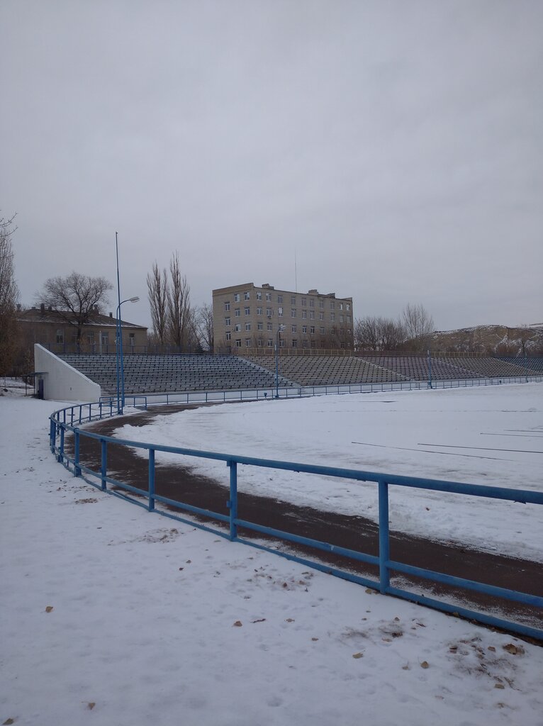Stadyum Белокалитвинский стадион, Belaya Kalitva, foto