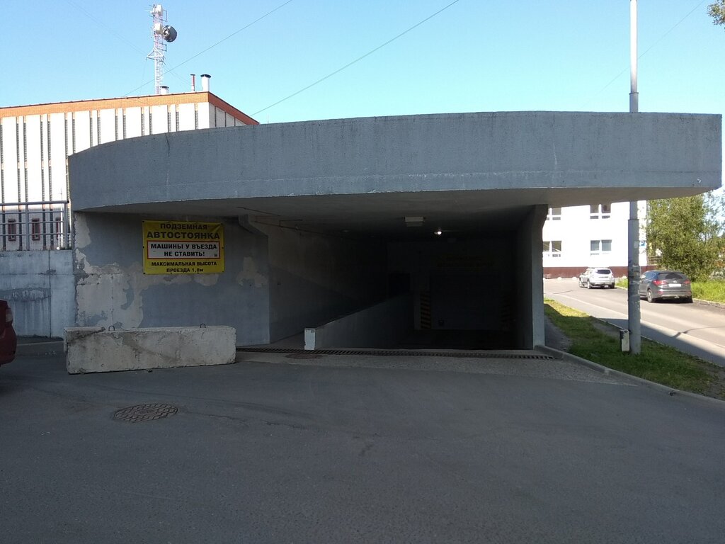 Otoparklar Подземная автостоянка, Petrozavodsk, foto