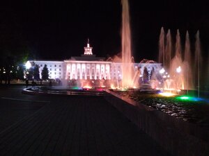 Танцующий фонтан (Kabardino-Balkarian Republic, Nalchik, Tsentr District), çeşme  Nalchik'ten