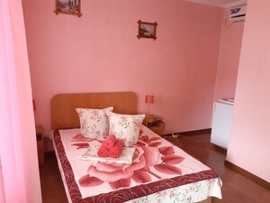 Орхидея (Виноградная улица No:19, село Малореченское), otel  Kırım Cumhuriyeti'nden