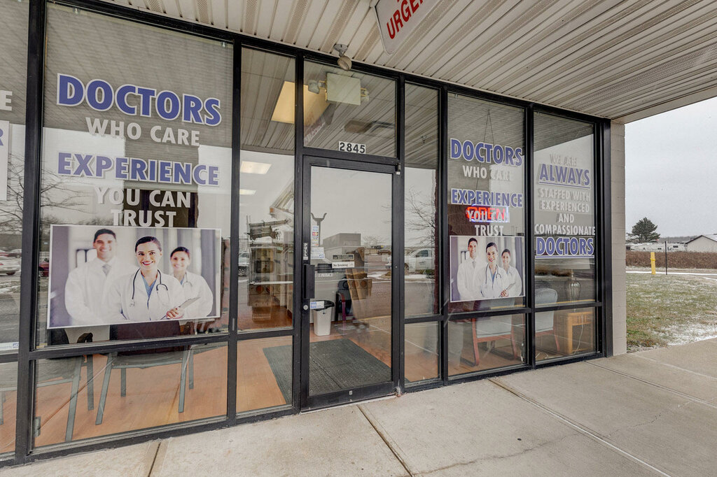 Özel muayenehaneler CareFirst Urgent Care - Wilmington, Ohio Eyaleti, foto