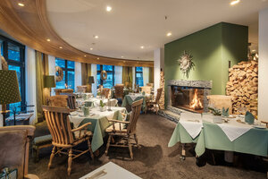 Gourmetrestaurant Silberdistel (Bavaria, Oberallgäu, Ofterschwang), restoran  Bavyera'dan