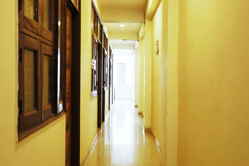 Otel Discovery Deluxe by Oyo Rooms, Delhi, foto