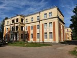 Hospital in memory of the 300th anniversary of the reign of the Romanov House (ulitsa Kotovskogo No:1), turistik yerler  Ivangorod'dan
