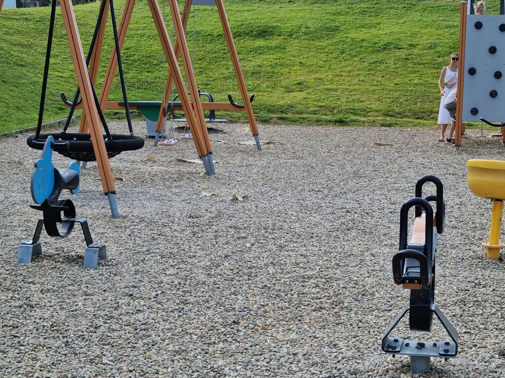 Oyun alanı Playground, Vladimirskaya oblastı, foto