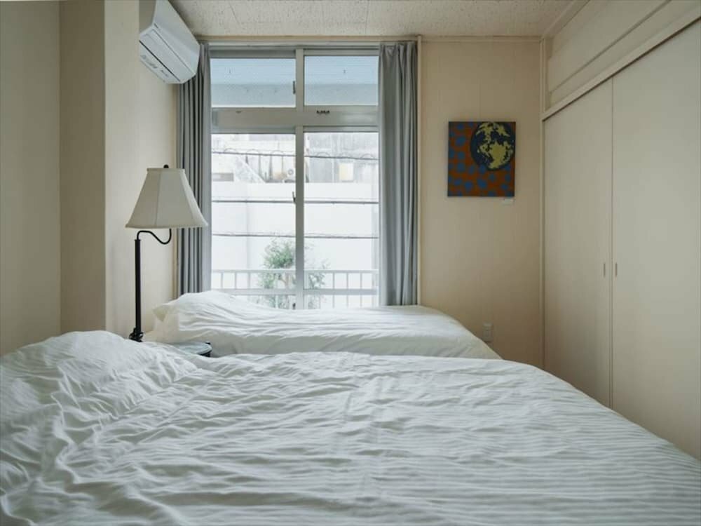 Otel Pineapple Hotel, Naha, foto