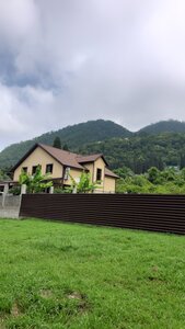Riviera Guest House (Autonomous Republic of Abkhazia, Akhali Atoni, Eshba Street), otel  New Athos'tan
