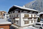 Gstehaus Stefan Krll (Hauptstraße No:453, Mayrhofen), otel  Mayrhofen'den