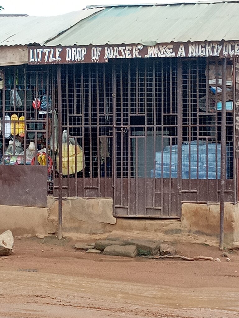 Market Little drop of water makes a mighty ocean, Dünya, foto