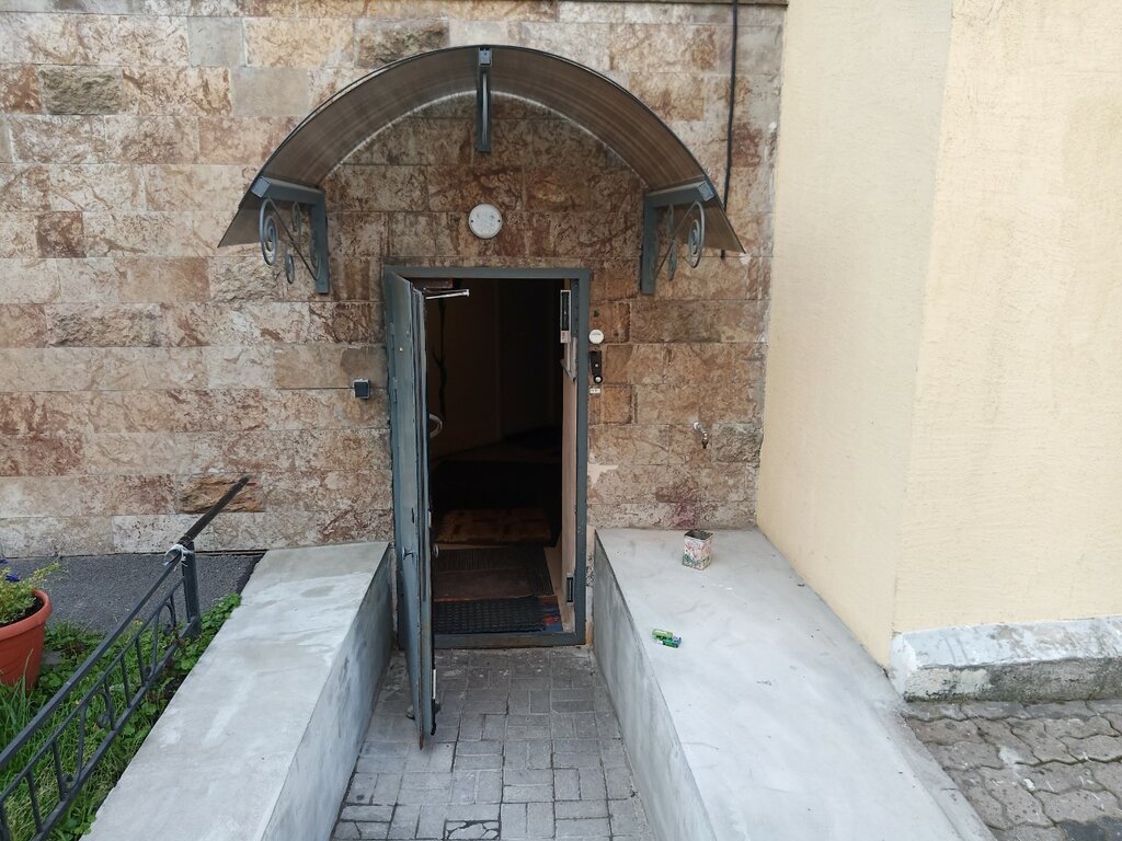 Bina, site yönetimi TSZh, Saint‑Petersburg, foto
