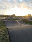 Памп-трек (Velikiy Novgorod, Chistyye Prudy Park), kaykay parkı  Velikiy Novgorod'dan