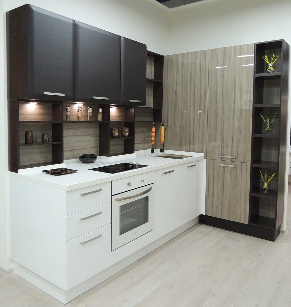 Mutfak mobilyaları Fabrika mebeli Hi-tek, Tiumen, foto