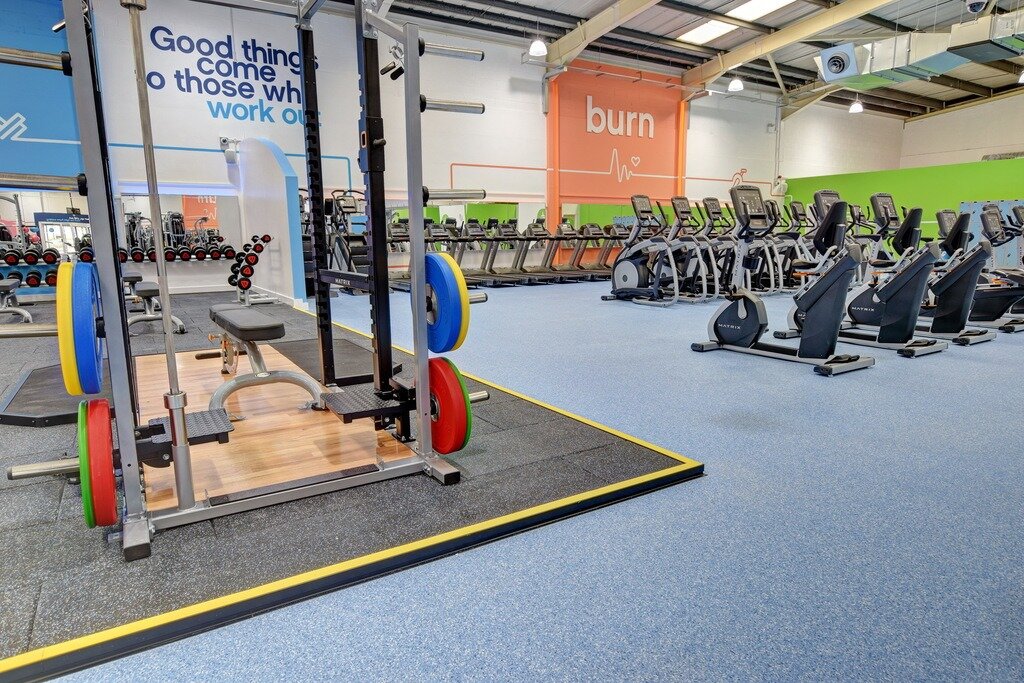 Fitness kulüpleri The Gym Group Altrincham, İngiltere, foto
