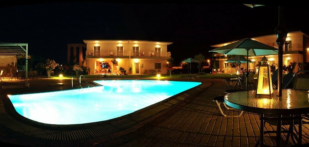 Otel Dafnes House, Dünya, foto