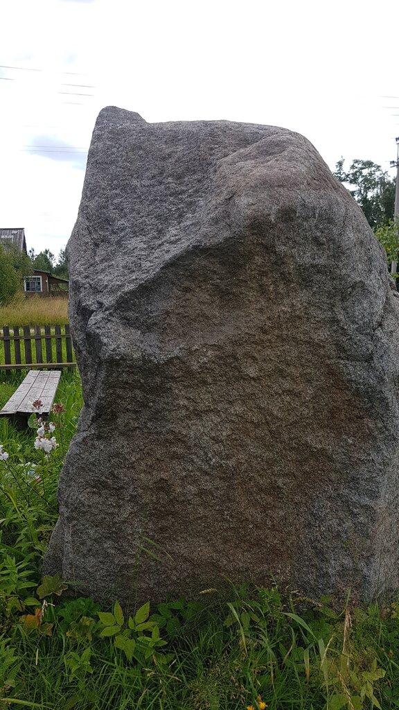 Anıt, heykel Памятный знак, Vologodskaya oblastı, foto