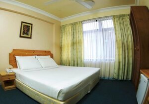 Marble Hotel (Malé, Kanbaa Aisa Rani Hingun), otel  Malé'den