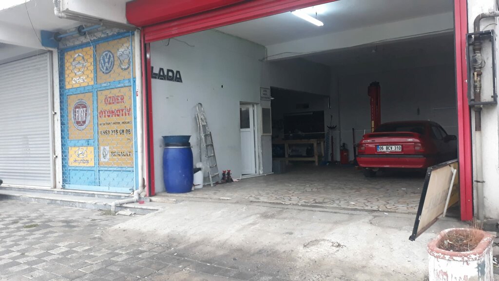 Oto kaporta Özder Oto. Kaporta, boya, İstanbul, foto