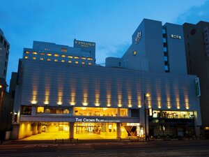 The Crown Palais New Hankyu Kochi (Kochi Prefecture, Kochi), otel  Koçi'den